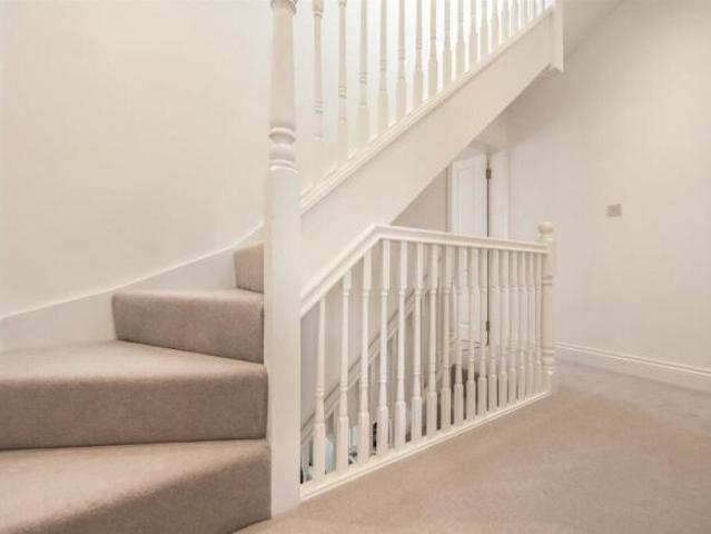4 bedroom house for rent in Brookwood Road, Southfields, London, SW18
