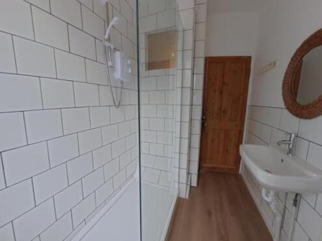 4 bedroom house for rent in Buller Road, BN2