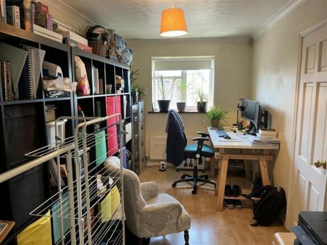 4 bedroom house for rent in Goldthorpe Gardens, Lower Earley, Reading, Berkshire, RG6