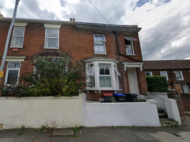 4 bedroom house for rent in Gordon Road, Canterbury, CT1