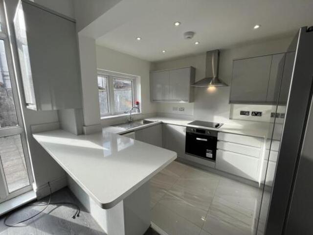 4 bedroom house for rent in Gainsborough Road, Liverpool, L15