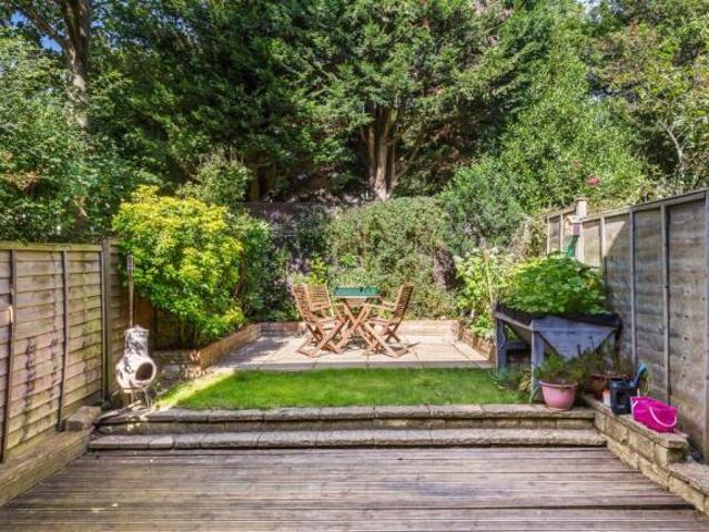 4 bedroom house for rent in Gainsborough Road, Richmond, TW9