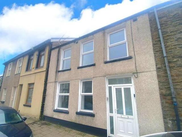 4 Bedroom House For Rent In Gelli