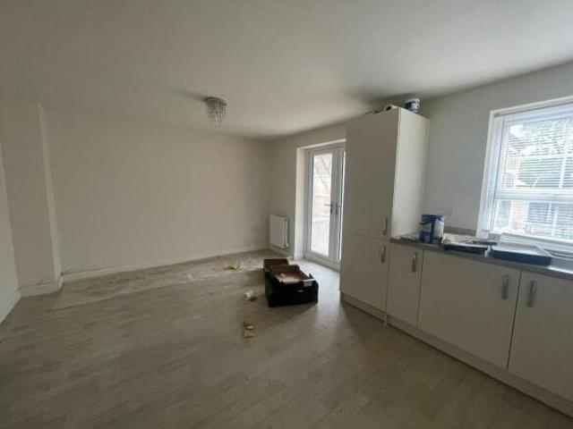 4 bedroom house for rent in Gilling Close, Littleover, DE23