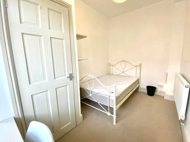 4 bedroom house for rent in Gleave Road, Selly Oak, West Midlands, B29
