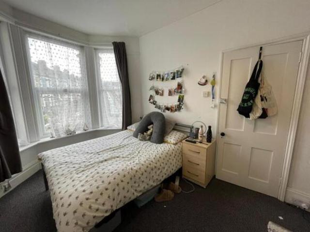 4 bedroom house for rent in Glen Park Avenue, Plymouth, PL4