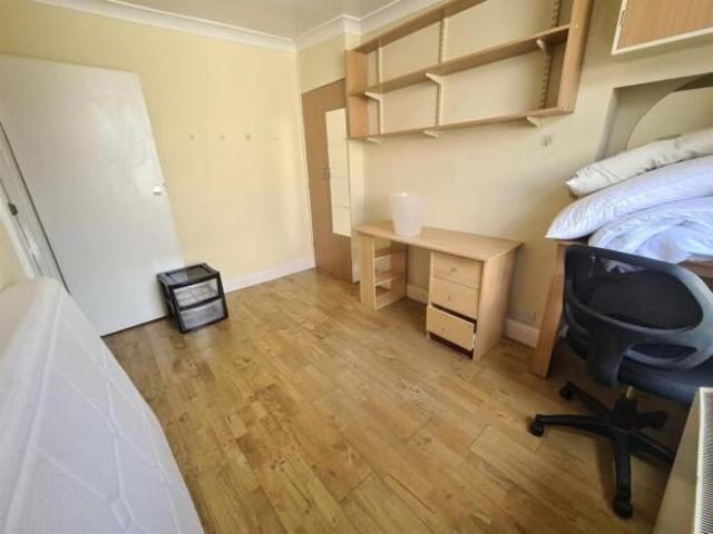 4 bedroom house for rent in Gray's Inn Road, London, WC1X