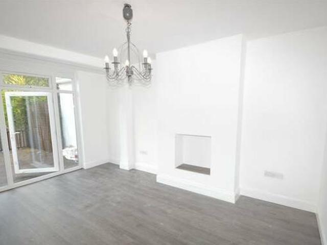 4 bedroom house for rent in Dawson Garden Barking IG11