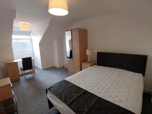 4 bedroom house for rent in Dagmar Grove, Beeston, Nottingham, Nottinghamshire, NG9
