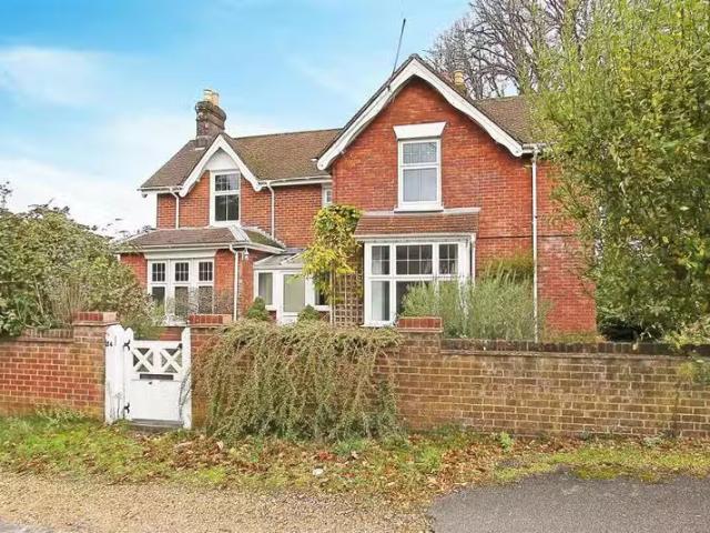 4 bedroom house for rent in Dewlands Way, Verwood, BH31