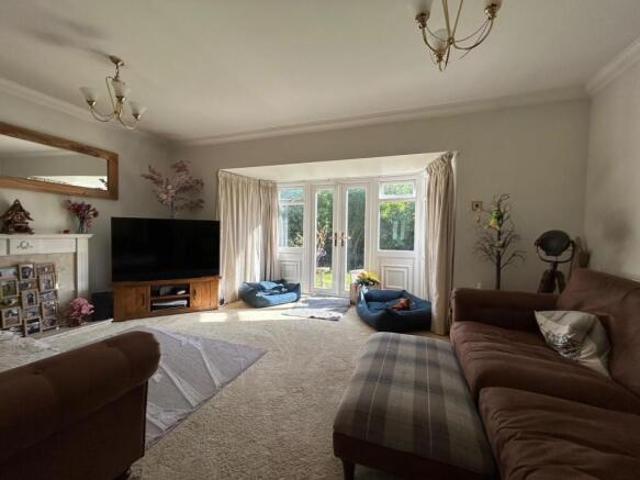 4 bedroom house for rent in Dexter Close, Kennington, Ashford, TN25