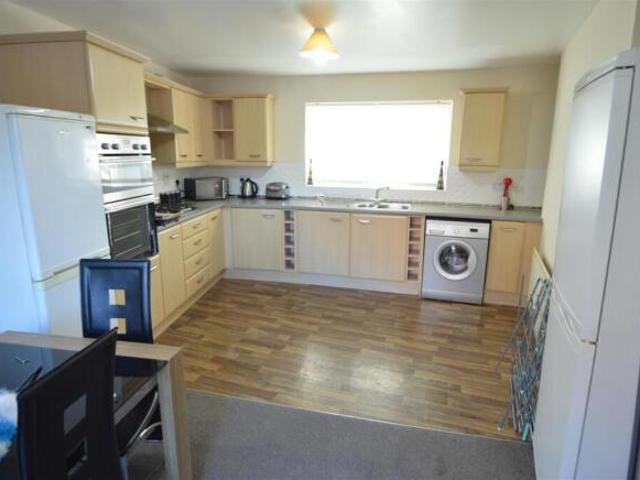 4 bedroom house for rent in Drayton Street, Hulme, Manchester, M15