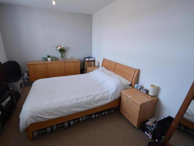 4 bedroom house for rent in Drayton Street, Hulme, Manchester, M15