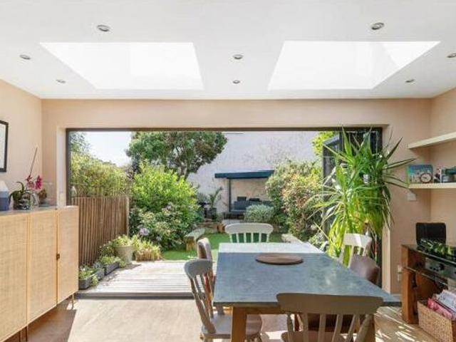 4 Bedroom House For Rent In Earlsfield, London