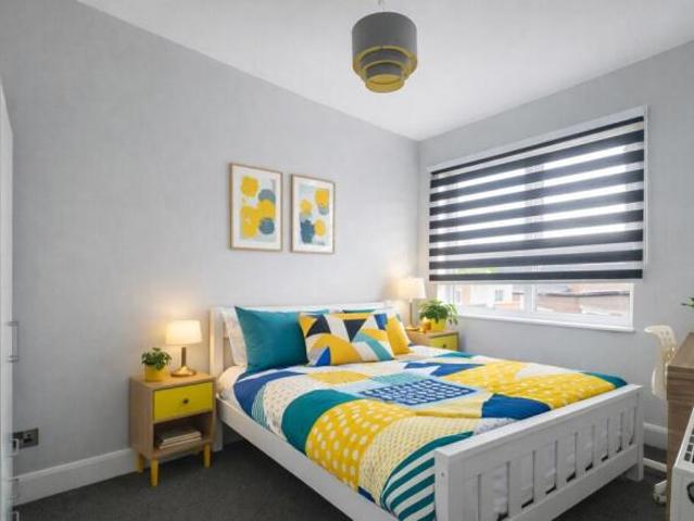 4 bedroom house for rent in Edmund Road, Sheffield, S2