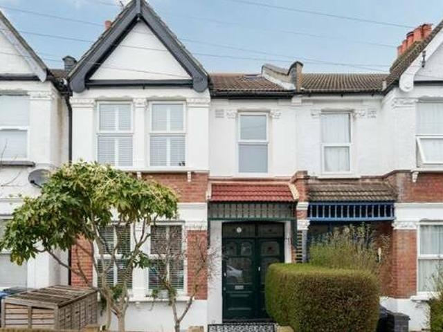 4 bedroom house for rent in Estcourt Road London SE25