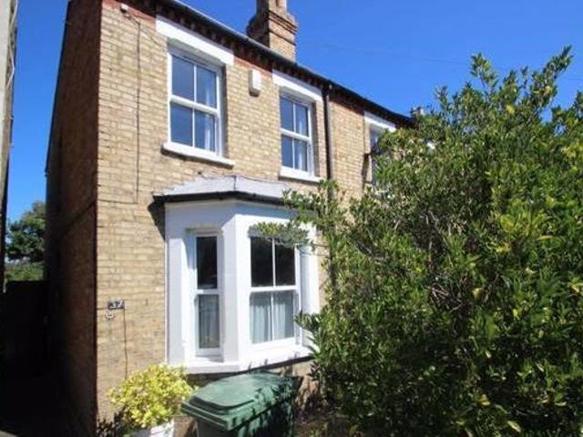 4 bedroom house for rent in Essex Street Cowley OX4