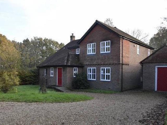 4 bedroom house for rent in Etchingham Road Burwash Etchingham TN19