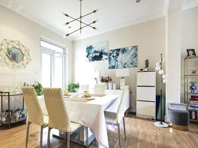 4 Bedroom House For Rent In Fulham, London