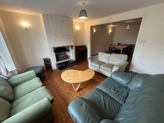 4 bedroom house for rent in Kenilworth Avenue, OX4