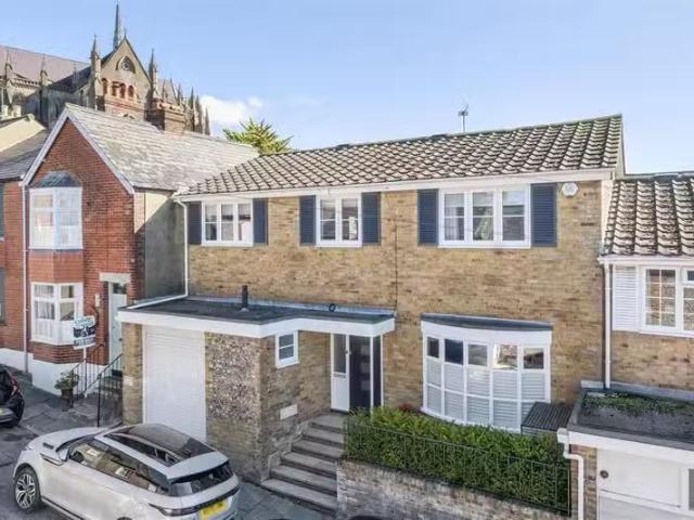 4 bedroom house for rent in King Street, Arundel, BN18