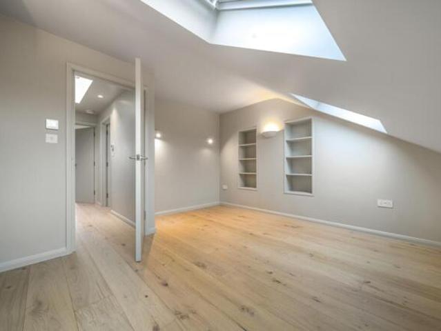 4 bedroom house for rent in Kinsale Road, Peckham, London, SE15