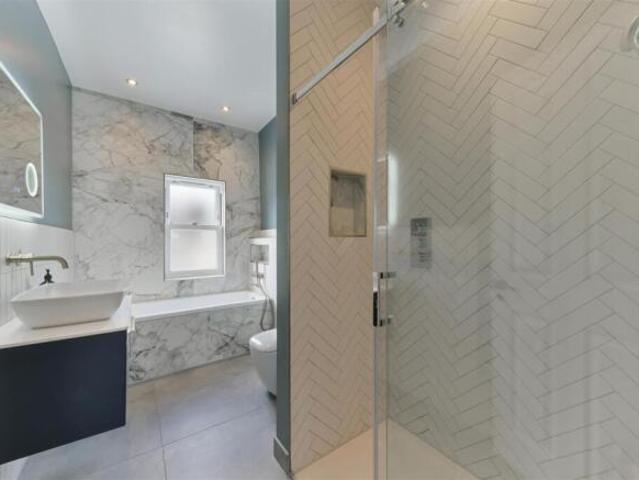 4 bedroom house for rent in Kirkley Road, Wimbledon, SW19