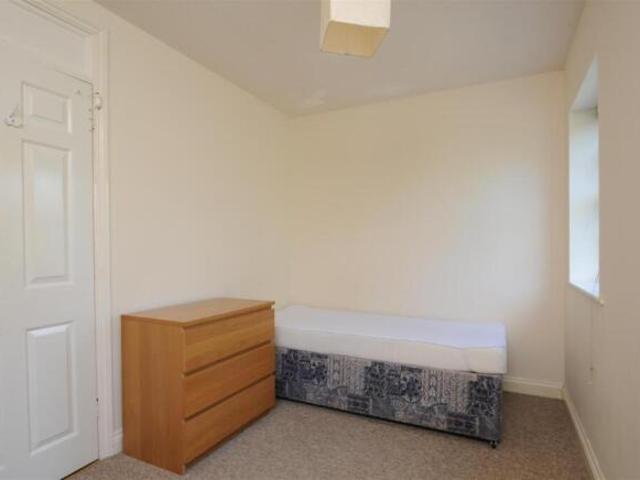 4 bedroom house for rent in Hodges Court, OX1