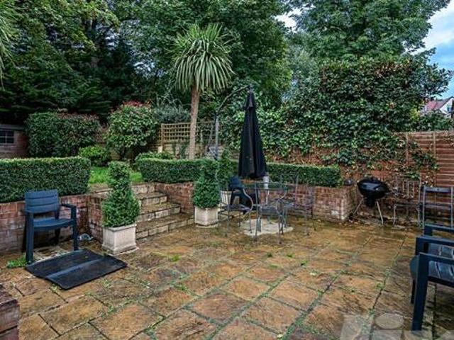 4 Bedroom House For Rent In Hampstead