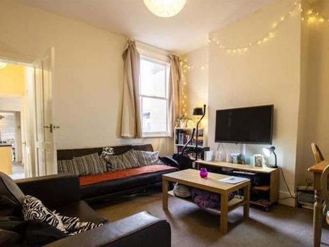 4 bedroom house for rent in Harborne Park Road Birmingham B17