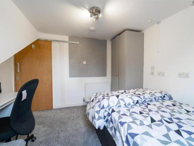 4 bedroom house for rent in Harborne Park Road, Birmingham, West Midlands, B17