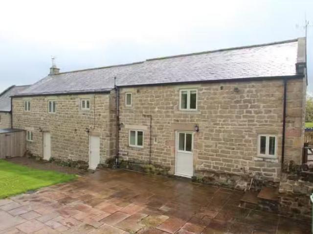 4 bedroom house for rent in Harewell Lane, Dacre Banks, Harrog.