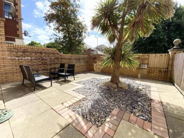 4 bedroom house for rent in Harrison Way, Cardiff Bay, CF11