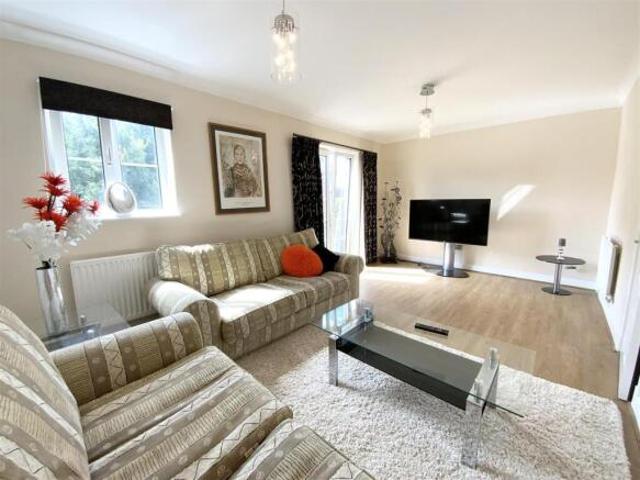 4 bedroom house for rent in Harrison Way, Windsor Quay, Cardiff Bay, CF11