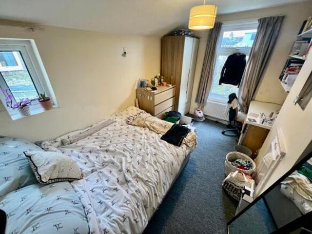 4 bedroom house for rent in Hemingford Road, Cambridge, CB1