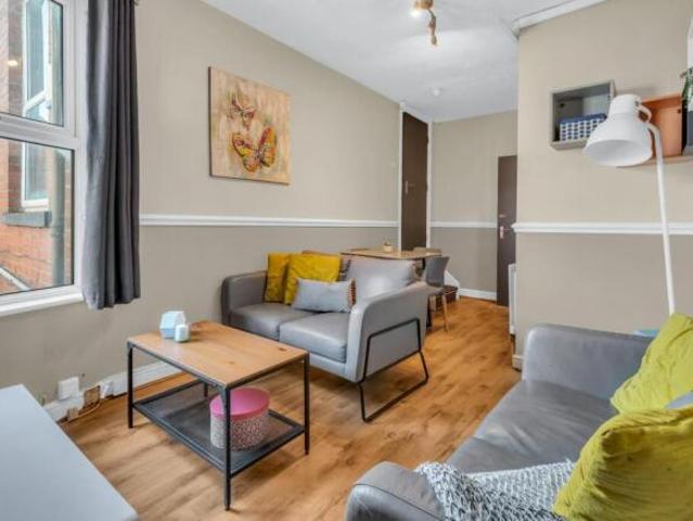 4 bedroom house for rent in HYDE PARK ROAD, Leeds, LS6
