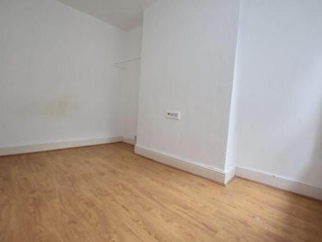 4 bedroom house for rent in Ilkeston Road, Nottingham, NG7