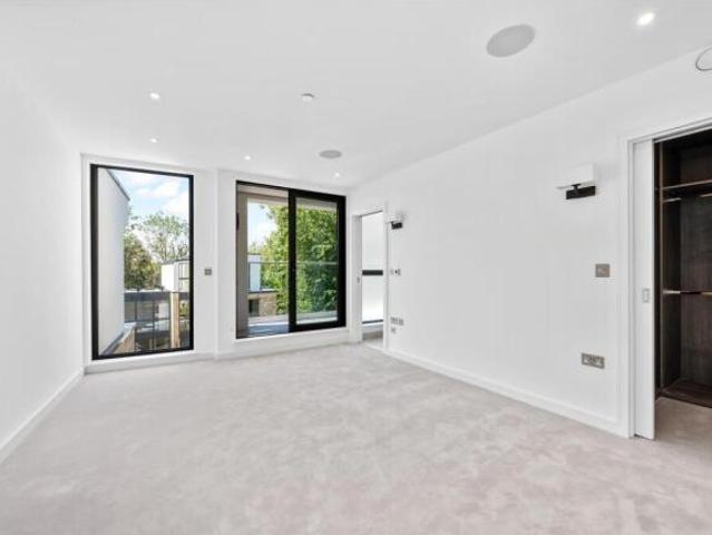 4 bedroom house for rent in Orchard Grove, West Wimbledon, SW20