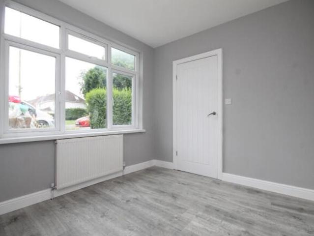 4 bedroom house for rent in Oxhey Drive, South Oxhey, WD19
