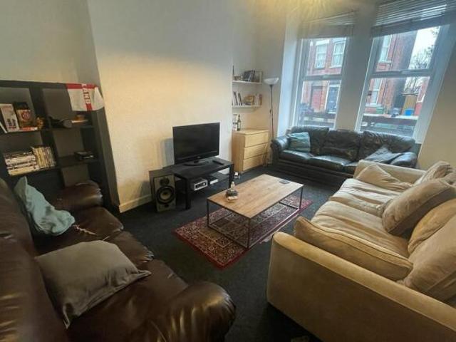 4 bedroom house for rent in Longford Place, Victoria Park, Manchester, M14