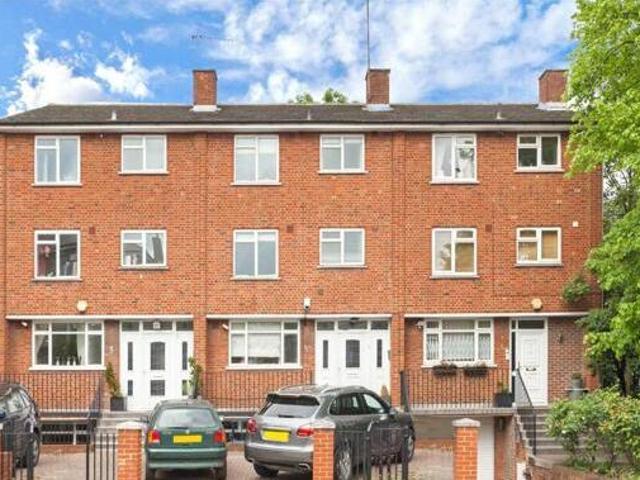 4 Bedroom House For Rent In London