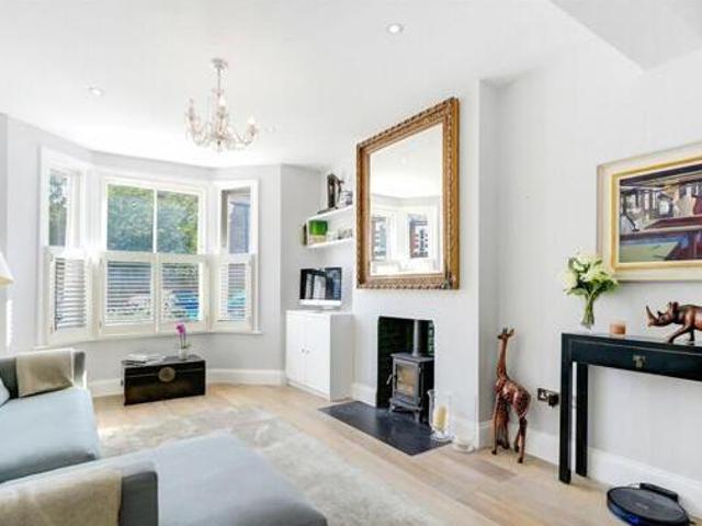 4 Bedroom House For Rent In London