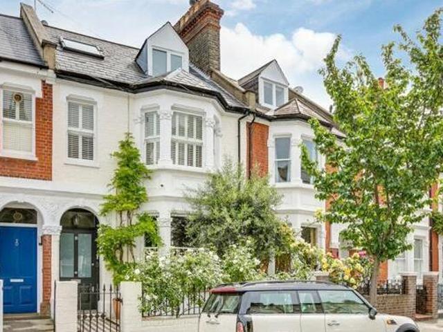 4 Bedroom House For Rent In London