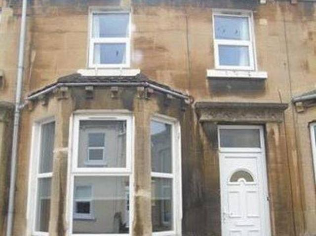 4 bedroom house for rent in Lorne Road P1066 BA2