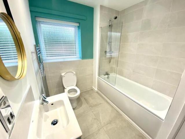 4 bedroom house for rent in Langley Road, WOLVERHAMPTON, WV4