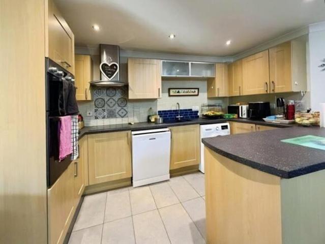 4 bedroom house for rent in Leaf Avenue, Hampton Hargate, PE7