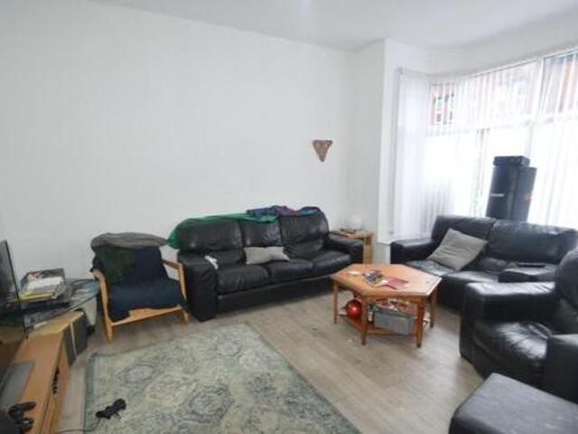 4 Bedroom House For Rent In Leeds, West Yorkshire