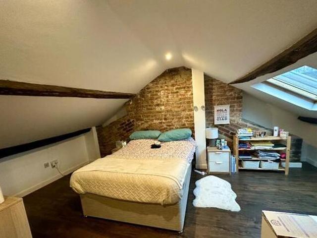 4 Bedroom House For Rent In Leeds, West Yorkshire