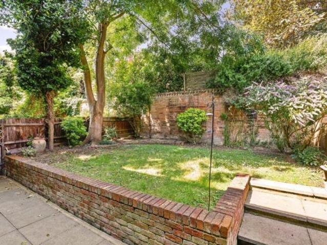 4 bedroom house for rent in Leeward Gardens, Wimbledon, SW19