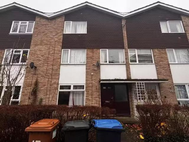 4 bedroom house for rent in Link Walk, Hatfield, AL10